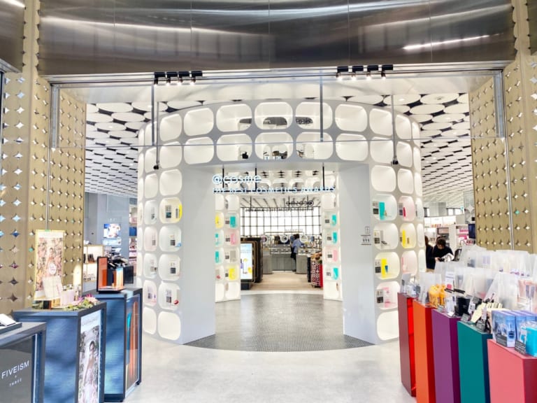 @cosme TOKYOが原宿にオープン！自分に似合うたった1つが必ず見つかるコスメパラダイス | ビューティープレスマン